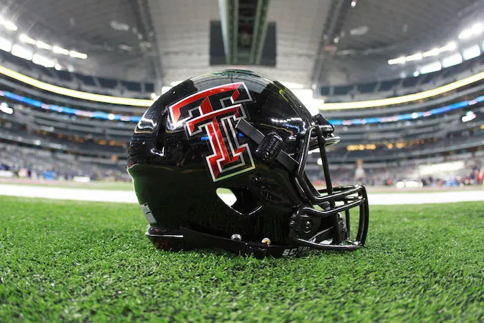 Texas Tech Lands 5-Star OL Cooper Hackett