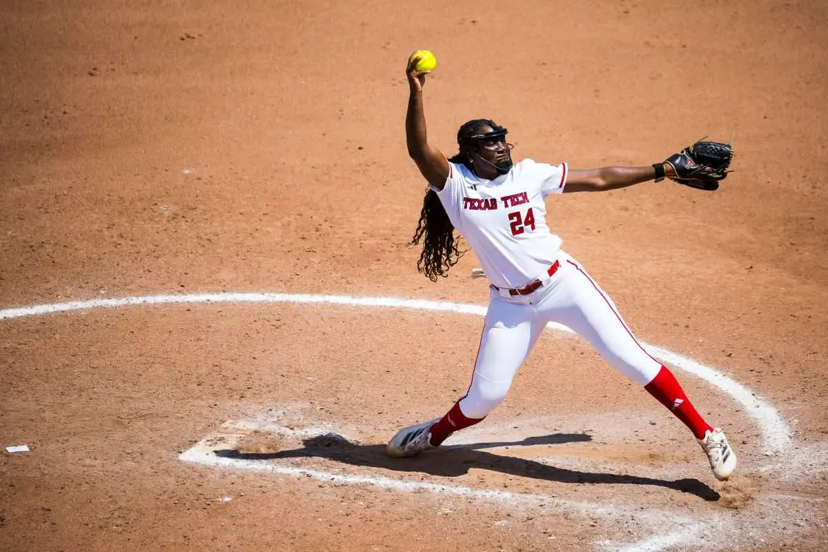 NiJaree Canady Playing Through Injury Ahead of Texas Tech vs. Oklahoma WCWS Semifinal