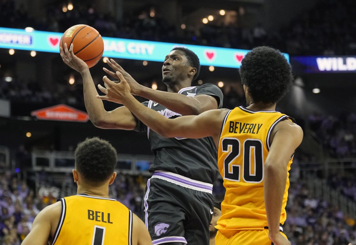 Kansas State Guard Cam Carter to Enter Transfer Portal | Heartland ...