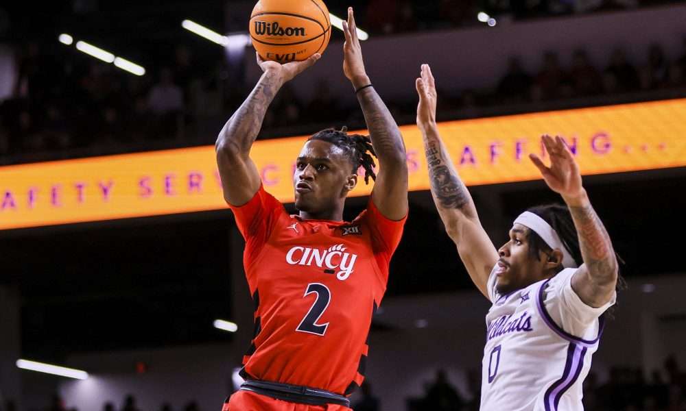 Jizzle James Returns to Cincinnati Basketball After Offseason Departure